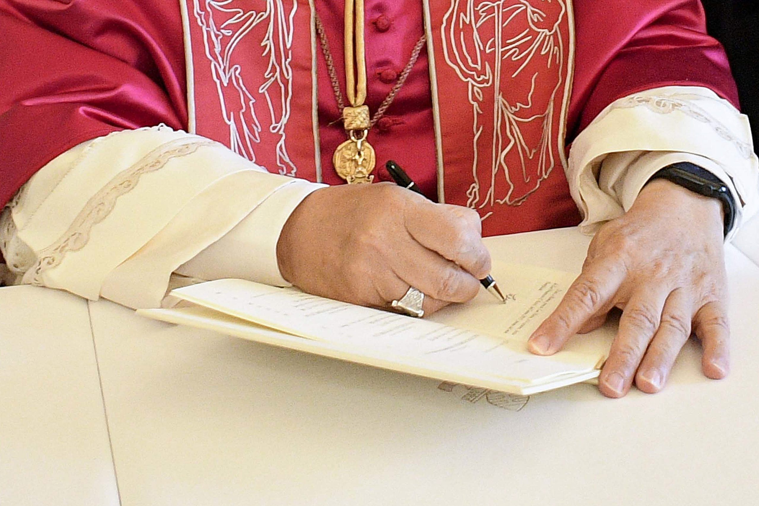 Love for the poor is hallmark of faith, pope says in first exhortation ...